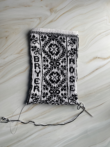 Ravelry: No. 5 Anne’s Stocking pattern by Birdsong Designs