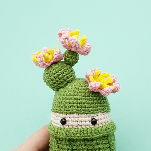 Ravelry: Mimic the Cactus pattern by Ksenia Ivanova