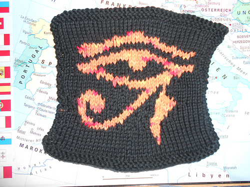 Ravelry: Eye of Ra Chart pattern by Kali Fitzgerald