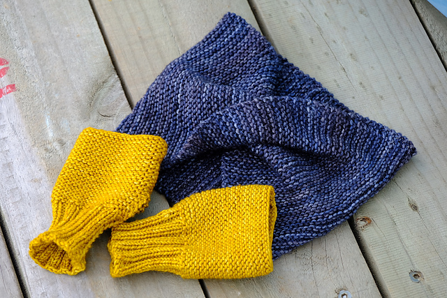 Ravelry: Black Cat Basics: Cowl pattern by Black Cat Knitting Company