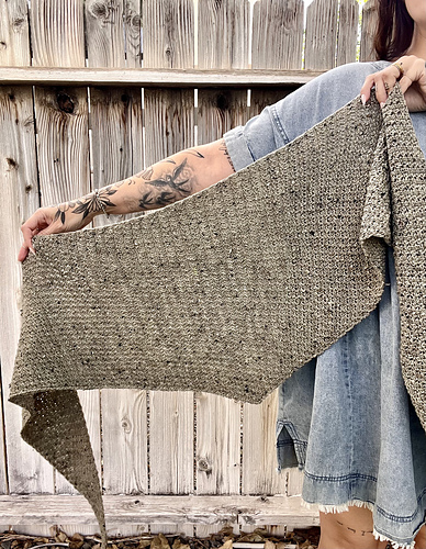Ravelry: Tahoe Peaks Shawl pattern by Rachel Black