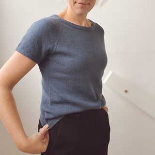 Ravelry: Sally Tee pattern by Sara Stark