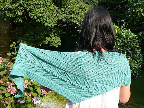 Ravelry: Silverleaf pattern by Lisa Hannes