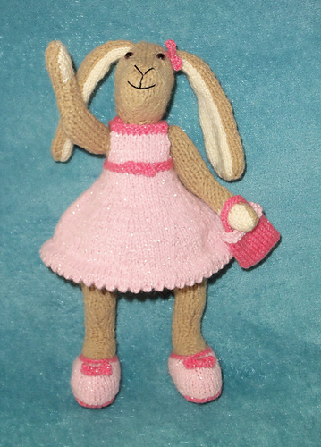 Ravelry: Laney Long Legs Bunny Rabbit pattern by Candice Le Grange