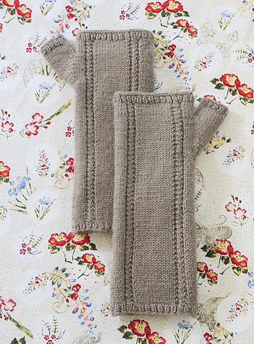 Ravelry: Windsor Mitts pattern by Colleen Powley