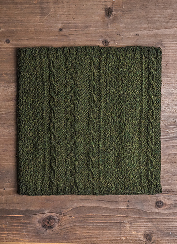 Ravelry: Royal Oak Cowl pattern by Sarah Kenyon