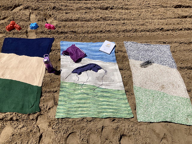Ravelry: At The Beach Towel pattern by Belinda Rewucki