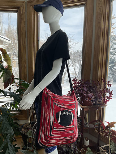 Ravelry: Stadium Sit Upon pattern by Belinda Rewucki