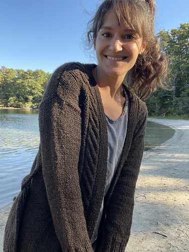 Ravelry: Roe Cardi pattern by Annie Lupton