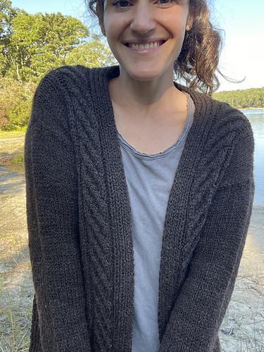 Ravelry: Roe Cardi pattern by Annie Lupton