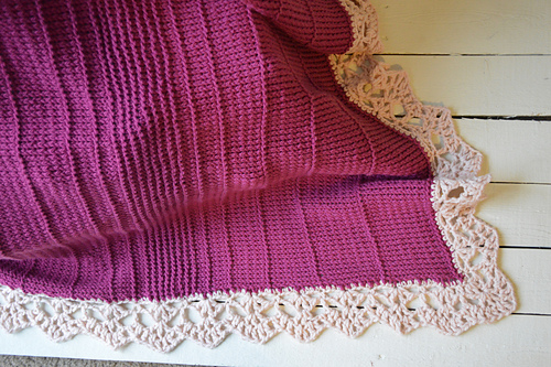 Ravelry: Magnolia Baby Blanket pattern by Annie Lupton