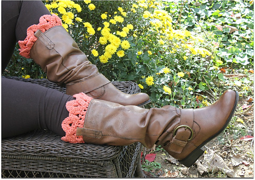 Ravelry: Crocodile Stitch Boot Toppers pattern by Bonita Patterns