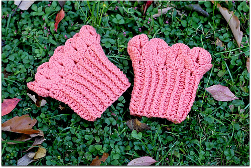 Ravelry: Crocodile Stitch Boot Toppers pattern by Bonita Patterns