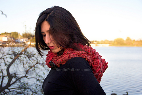 Ravelry: Crocodile Stitch Hooded Cowl pattern by Bonita Patterns