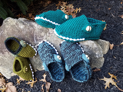 Ravelry: Crocodile Slippers Adult Sizes pattern by Upa! MiGurrumín