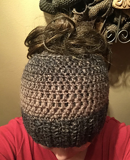 Ravelry: Breejan's Scarfie Messy Bun Hat