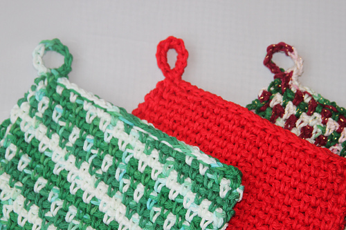 Ravelry: Easy double sided potholder pattern by Laura Brian