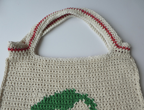 Ravelry: Cherry tote bag pattern by Laura Brian
