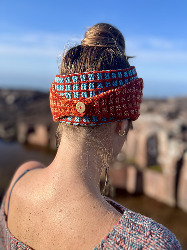 Ravelry: Sideline Wrap pattern by Brienne Moody