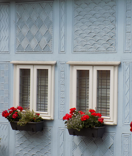 Ravelry: Pargetting waves beanie pattern by Brighter Designs