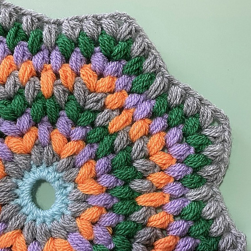 Ravelry: Puffy Star Blanket pattern by Cherry Greenslade