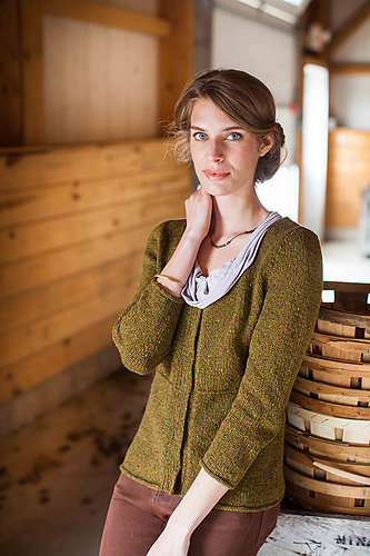 Ravelry: Lira pattern by Amy Christoffers