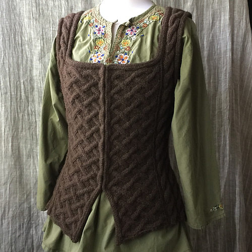 Ravelry: Outlandish Bodice pattern by bron matheson