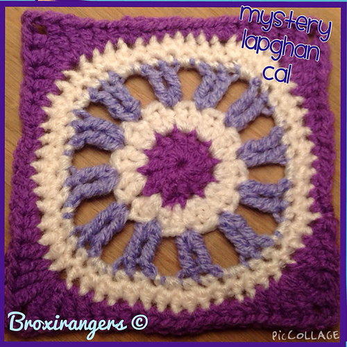 Ravelry: Borderline Square pattern by Manda Robertson