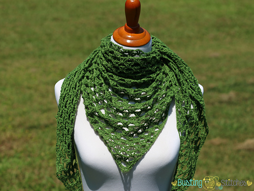 Ravelry: Olive Triangle Shawl pattern by Stacey Williams