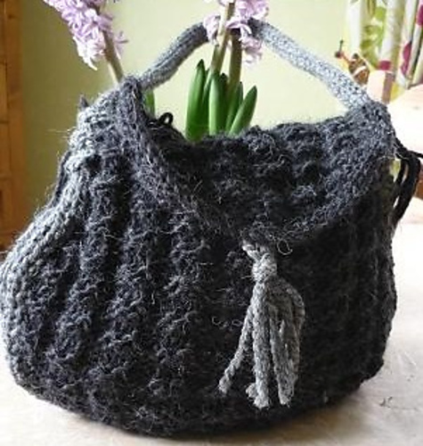 Ravelry: Petit sac Boule pattern by Maryse Buzzy