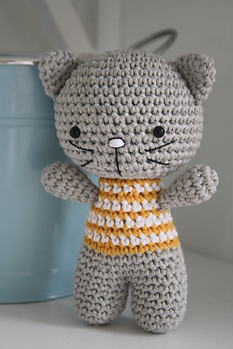 Ravelry: Small cat pattern by Mari-Liis Lille