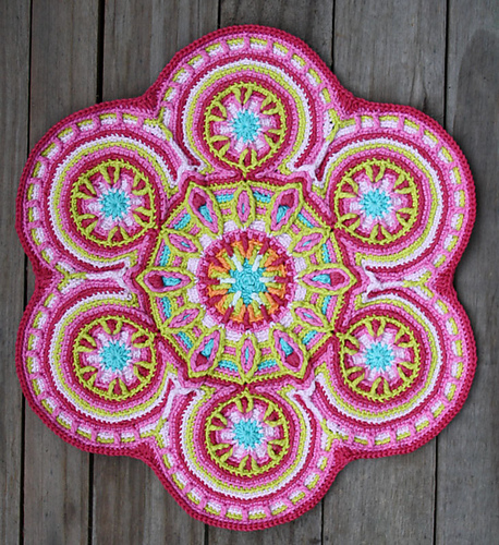 Ravelry: Overlay Mandala No. 3 pattern by CAROcreated design