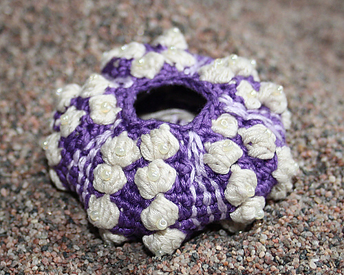 Ravelry: Sea Urchins pattern by CAROcreated design