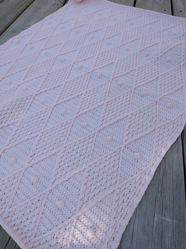 Ravelry: Cosmopolitan Blanket pattern by Dragana Savkov Bajic