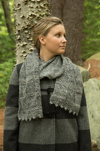 Ravelry: Bobble Edge Scarf pattern by Kim Barnette