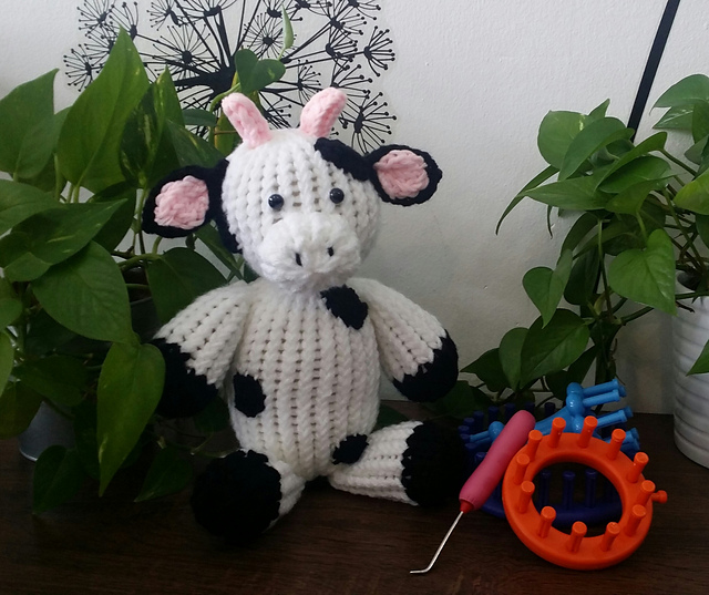 Ravelry: Loom Knit MooMoo Cow pattern by CHRISTIE FOO