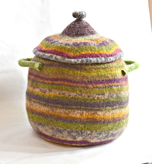 Ravelry: Stash Buster Felted Baskets pattern by Cindy Pilon