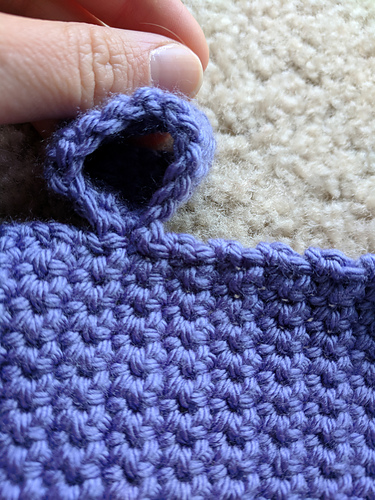 Ravelry: Julie's Palmless Fingerless Gloves pattern by Julie Morgy