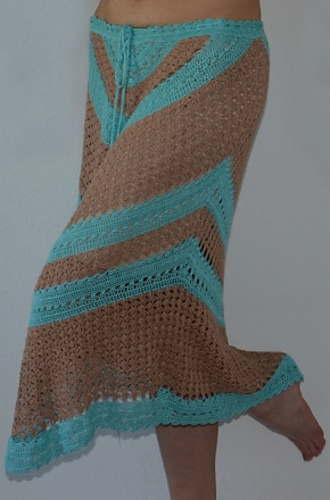 Ravelry: Triangle and diagonal skirt pattern by conceptcreative.store