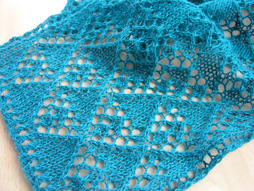 Ravelry: Hillingar pattern by Caerthan Wrack