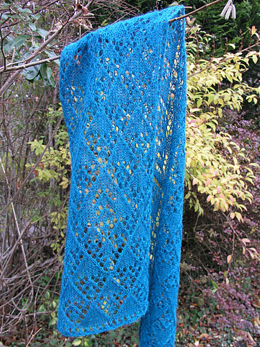 Ravelry: Hillingar pattern by Caerthan Wrack