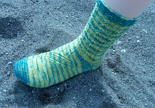 Ravelry: Bubble Stream pattern by Cailyn Meyer