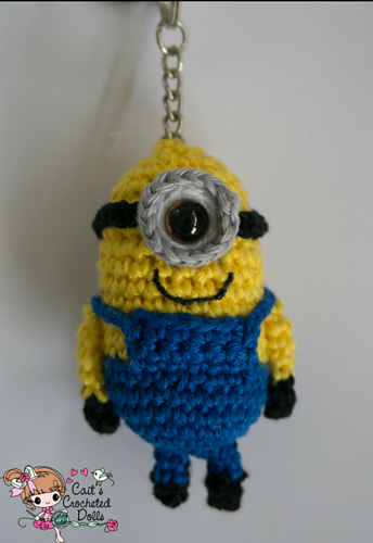Ravelry: Crocheted Minion keychain pattern by Caits CrochetedDolls