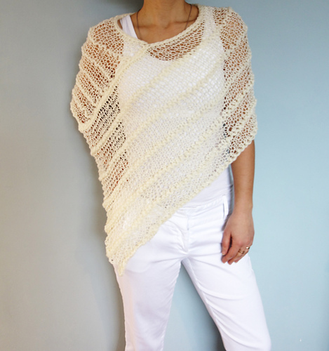 Ravelry: Thick and Thin Poncho pattern by Camelia Mit