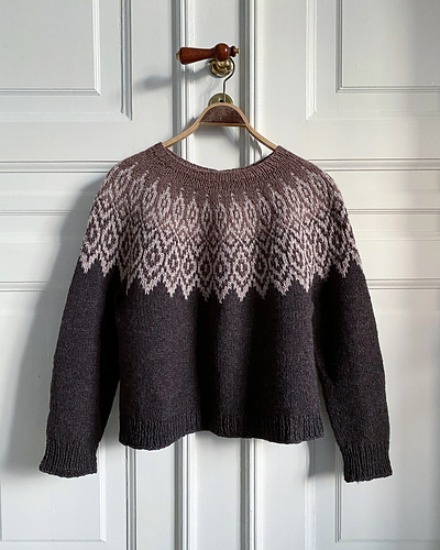 Ravelry: Iloq pattern by Camilla Vad