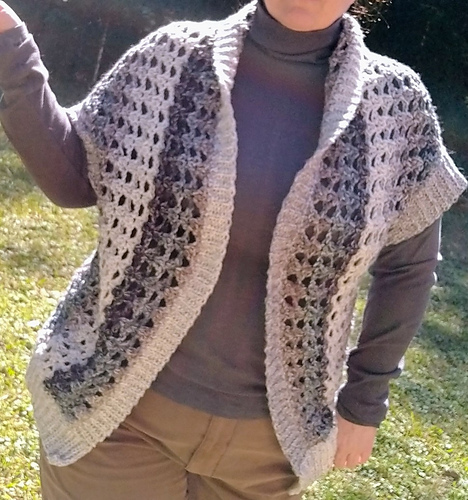 Ravelry: Granny Winner Cardigan pattern by Lisa van Klaveren