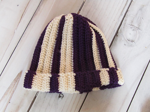 Ravelry: Willy Nilly Striped Toque pattern by Canoe Mtn Designs