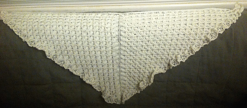 Ravelry: Capraahircus' Snowbell Shawl