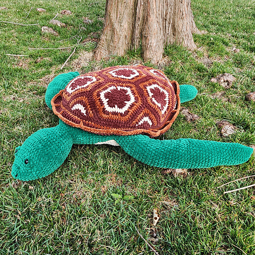 Ravelry: Splash the Sea Turtle pattern by Carol L Hladik