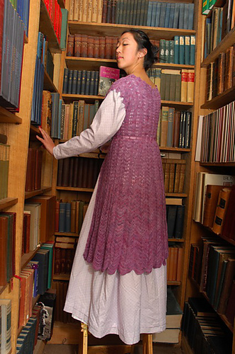 Ravelry: Her Wit Flowed Long pattern by Caroline Levander